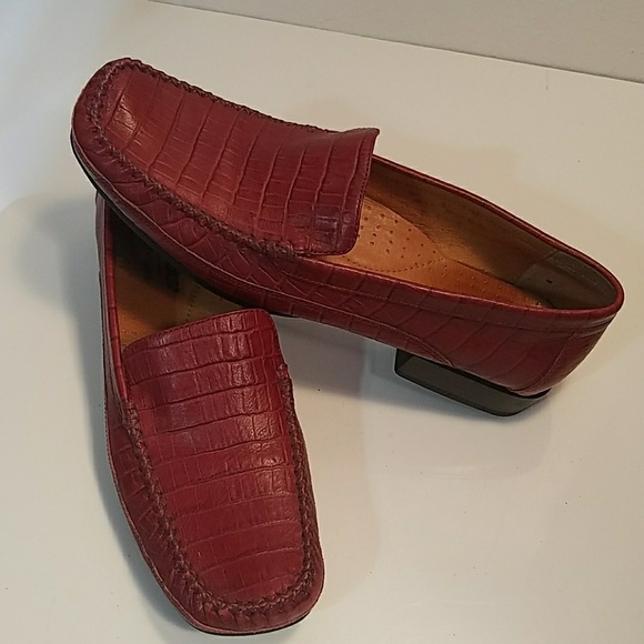 Softspot Tru-Mocs | Shoes | Softspot Trumocs Brick Red Textured Leather Shoes | Poshmark